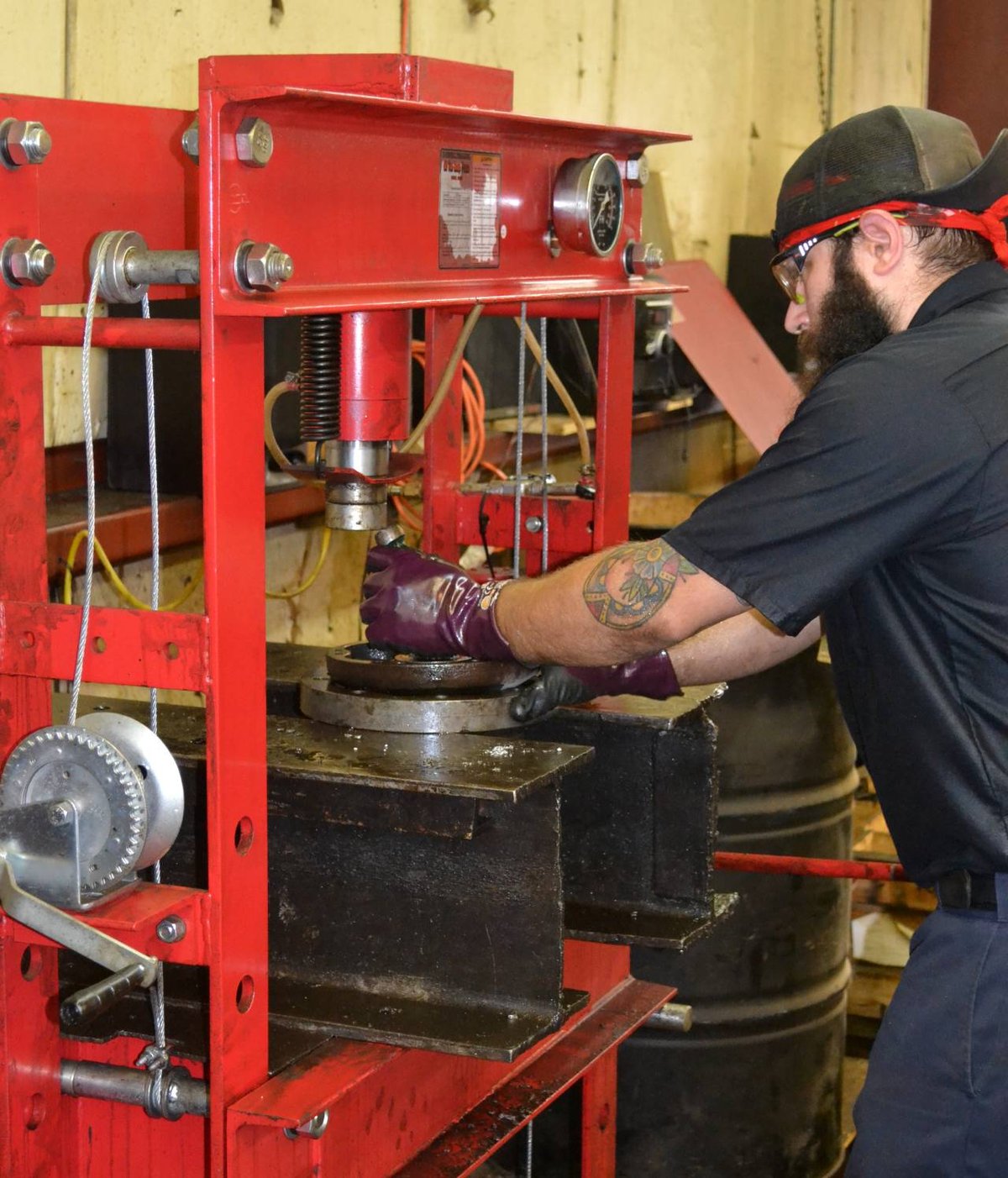 A Look Inside a Real Final Drive Repair/Reman Shop