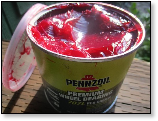 Grease vs Oil, Or Why You Don't Put Grease in Your Final Drive Motor